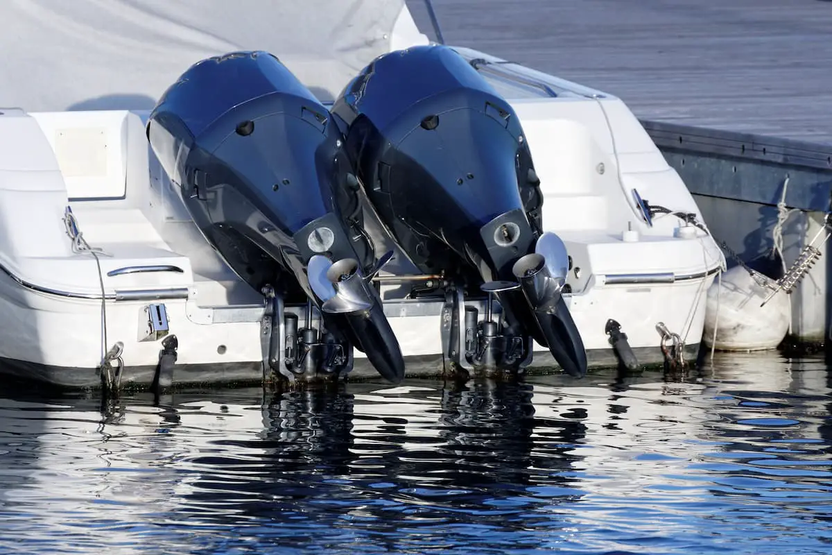 How To Start an Outboard Motor That’s Been Sitting (Fast!) - WaterCraft 101